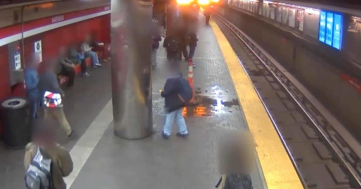 Video shows box falling on rider at Harvard MBTA station; Equipment ...