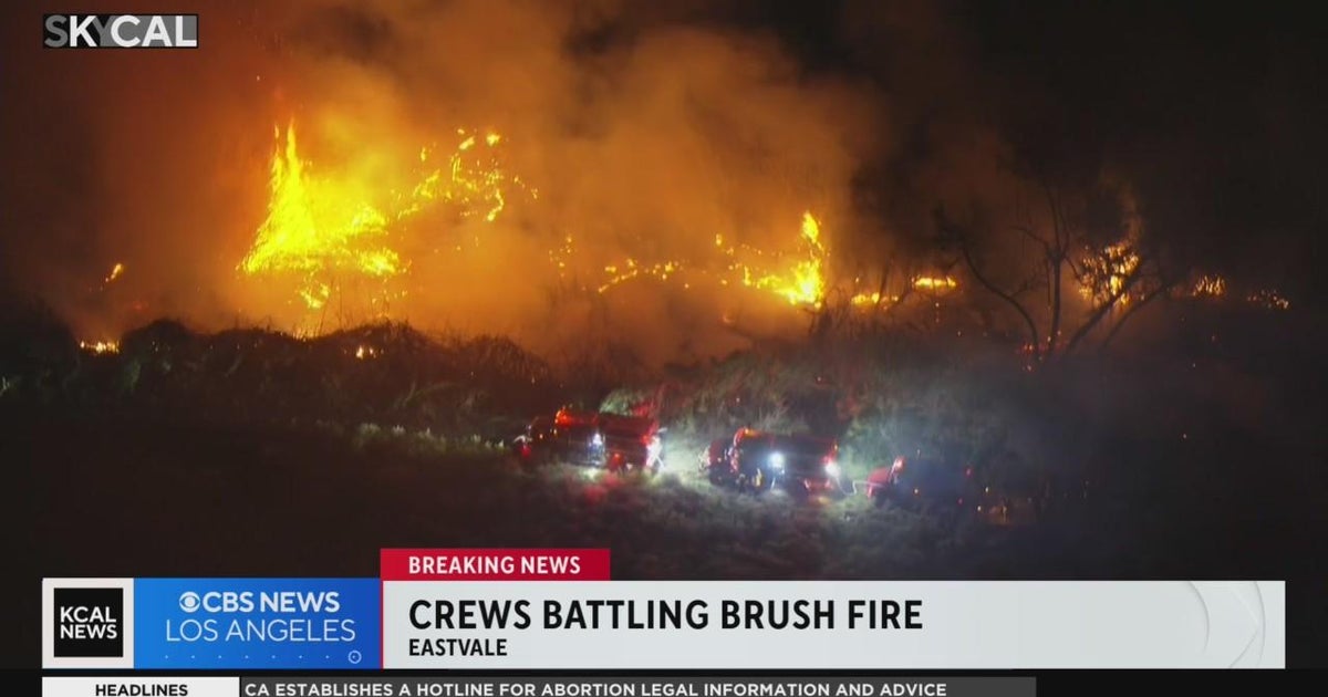 Firefighters battle Cobble Fire in Eastvale - CBS Los Angeles