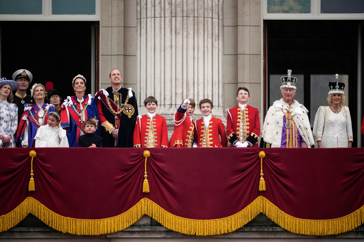 King Charles III and Queen Camilla officially crowned in coronation ...