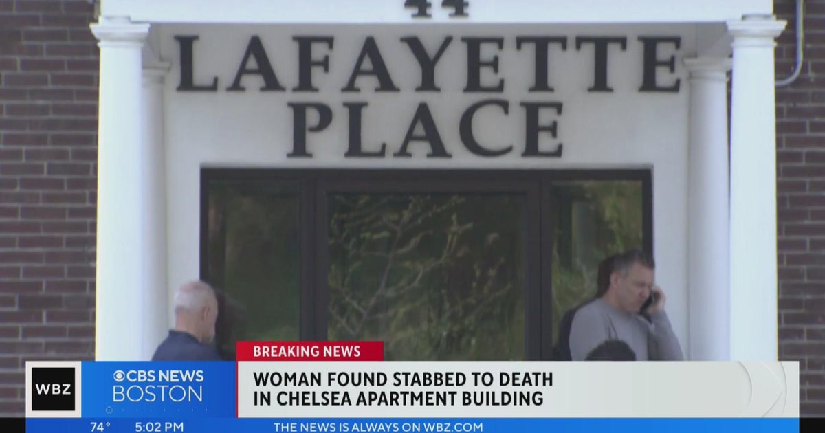 Woman found stabbed to death inside Chelsea apartment - CBS Boston