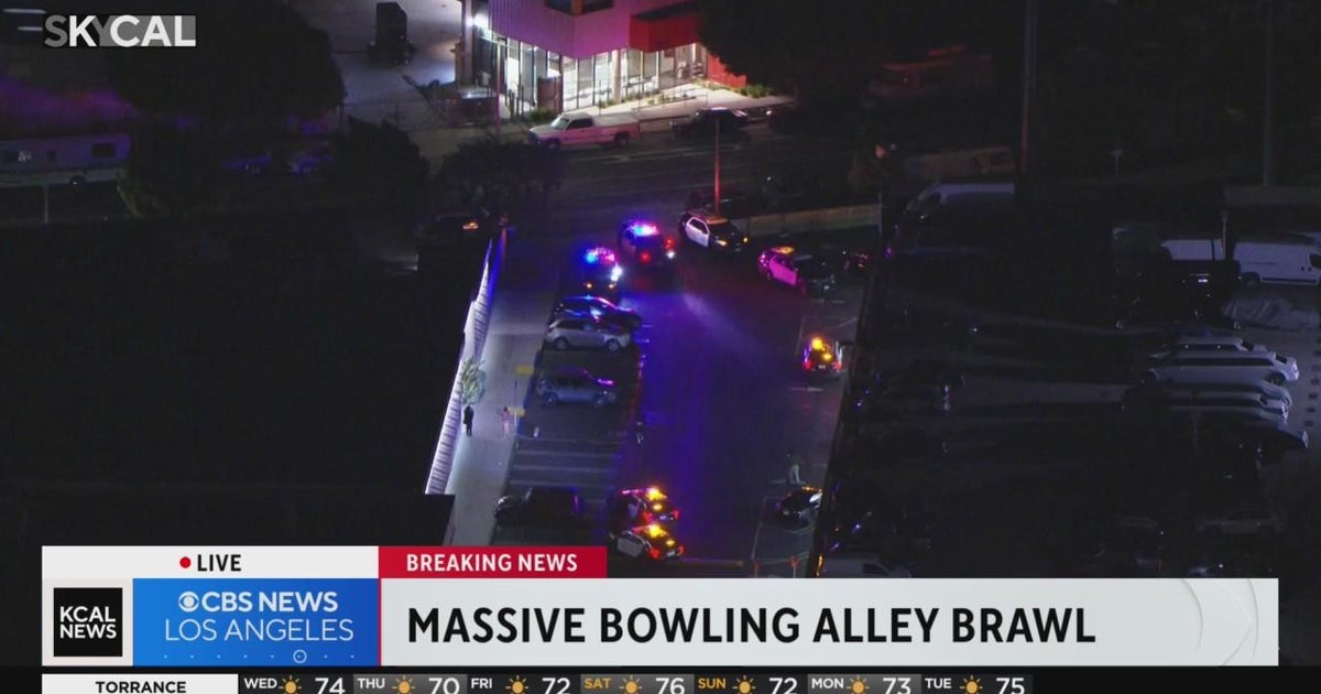 LAPD: Man hospitalized after being jumped by approximately 20 people at ...