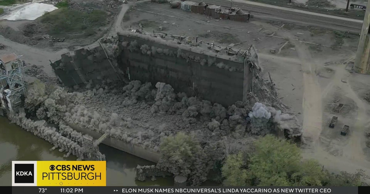 Crews implode rest of former Elrama power plant - CBS Pittsburgh