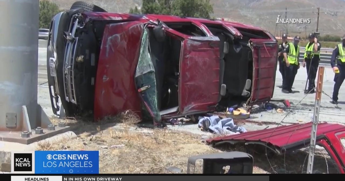 3 killed, 6 injured in multi-car crash on I-10 in Whitewater area - CBS ...