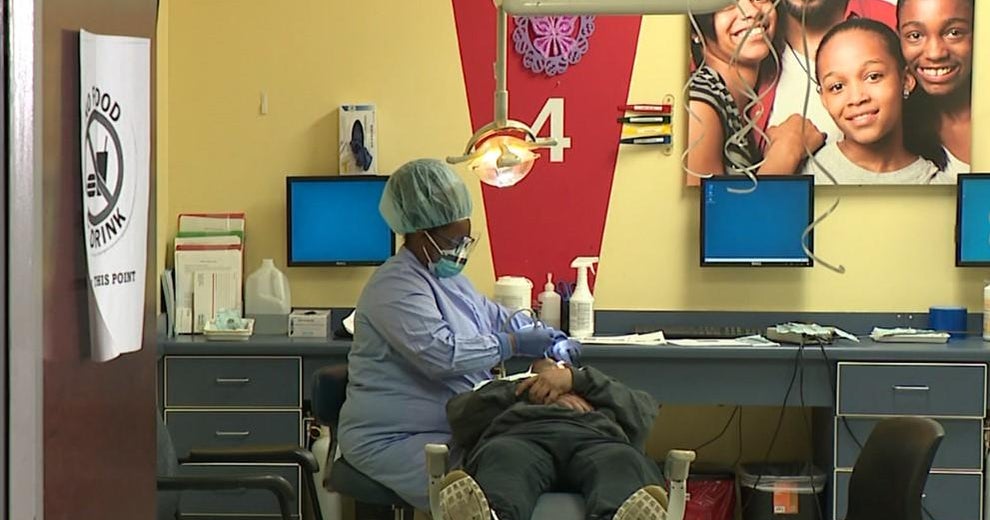 'Sharing Smiles Day' allows uninsured, underinsured to get free dental ...