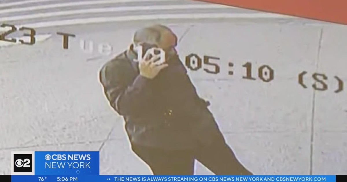 Innocent bystander Reda Girgis shot dead in Washington Heights, police ...