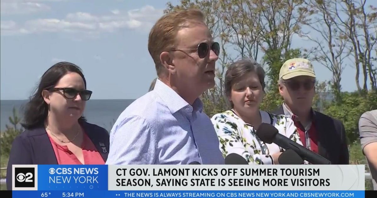 Lamont says summer tourism in Connecticut is growing - CBS New York