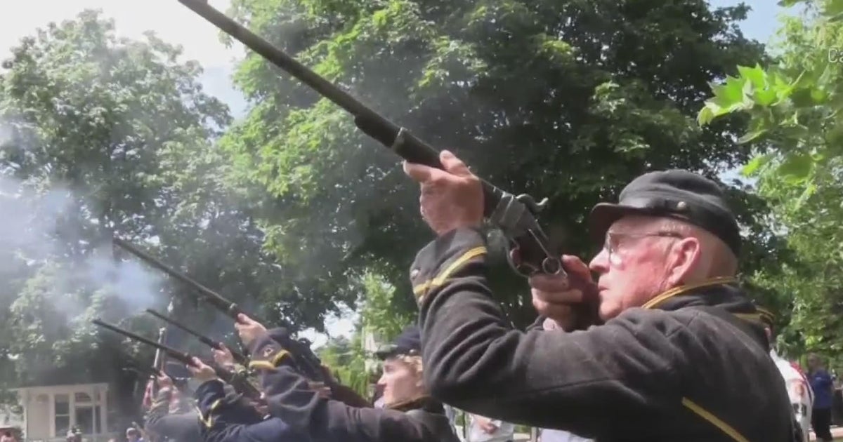 Honoring fallen heroes this Memorial Day - CBS Chicago
