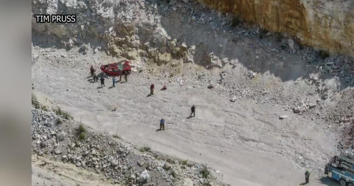 Deputies: Three killed after car plummets to bottom of quarry in ...