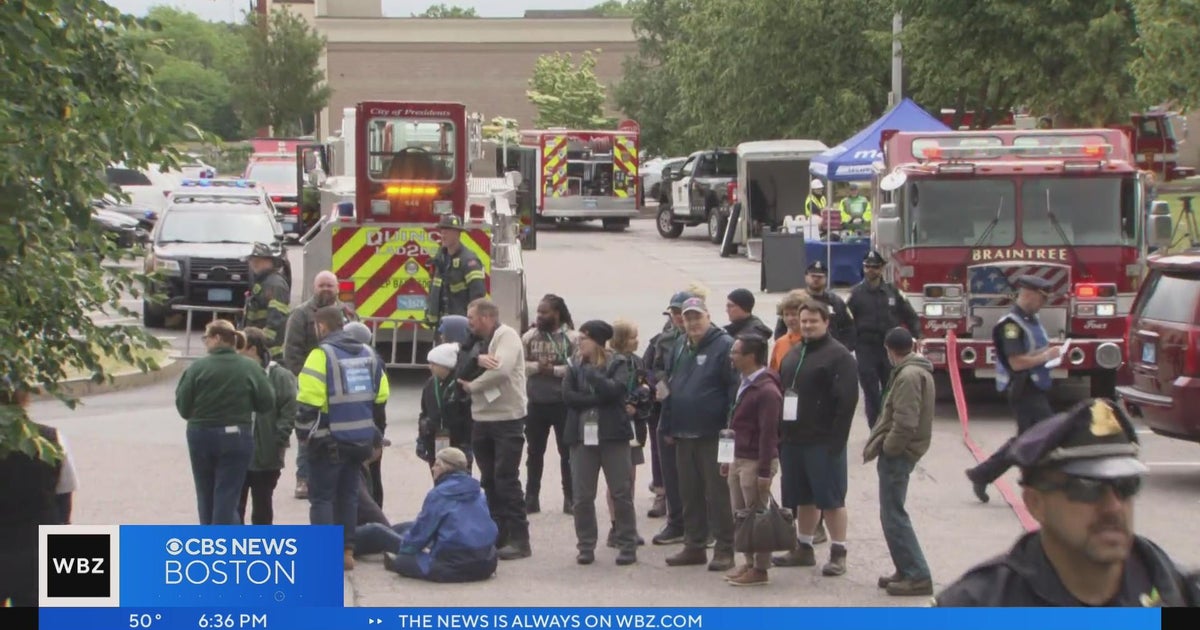 MBTA holds train derailment emergency response drill in Braintree - CBS ... MBTA holds train derailment emergency response drill in Braintree - CBS ...
