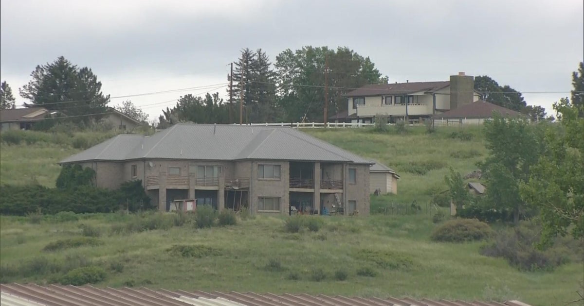 Douglas County Sheriff's deputies look for suspects in recent auto ...