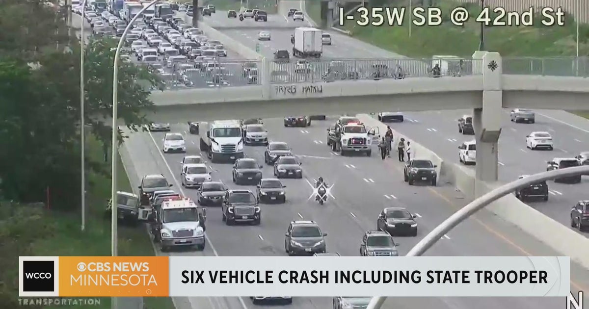 State trooper involved in six-vehicle crash on I-35W - CBS Minnesota