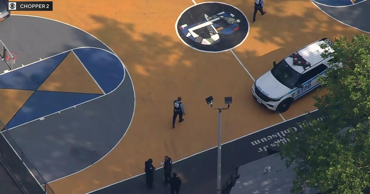 Teen shot on basketball court at playground in Bedford-Stuyvesant - CBS ...