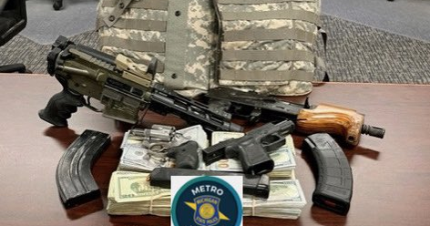 Detectives seize guns, fentanyl, cocaine, body armor following traffic ...