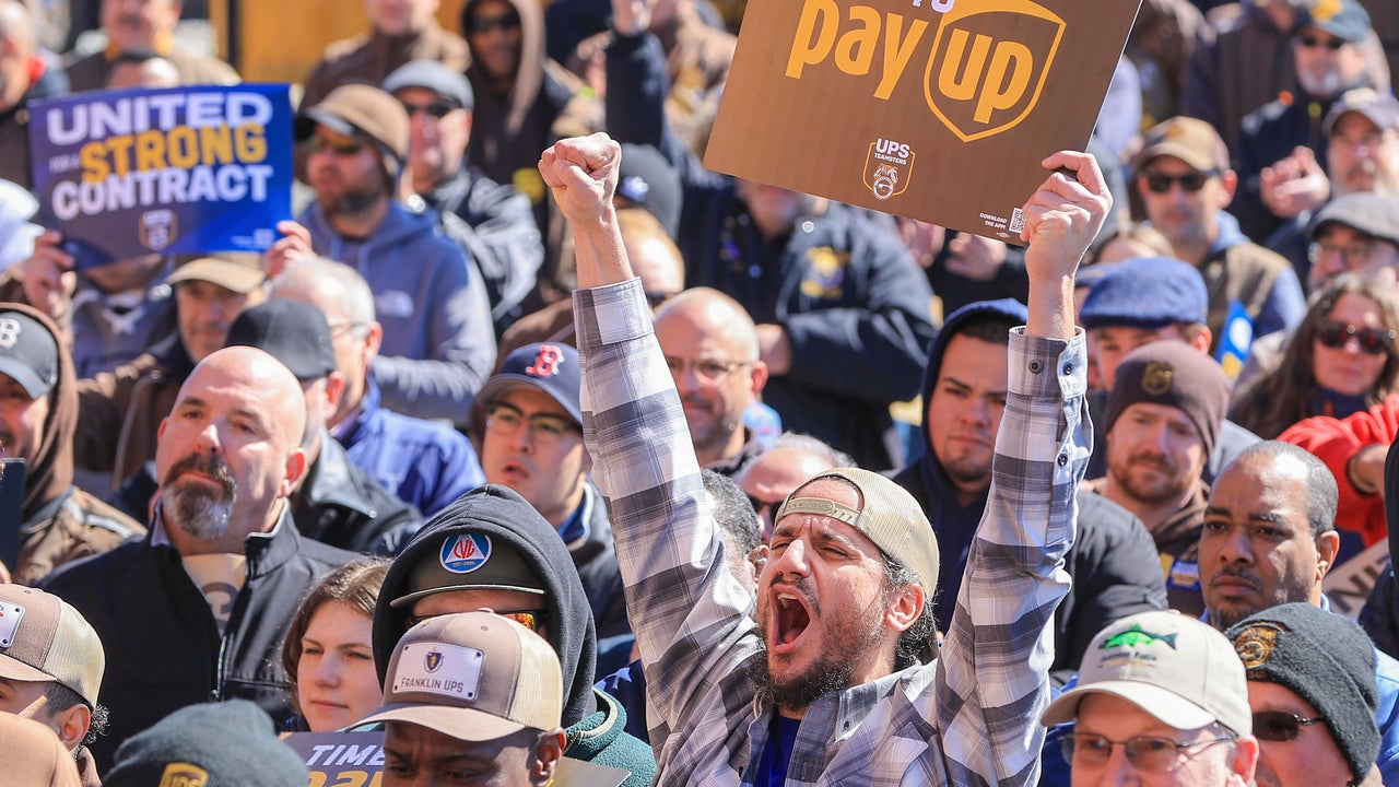 UPS news - Today’s latest updates - CBS News