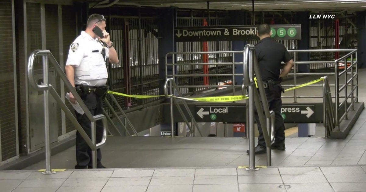 Claude White charged with murder in deadly subway stabbing in Manhattan ...