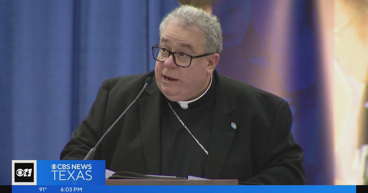 Fort Worth bishop makes first court appearance Friday - CBS Texas