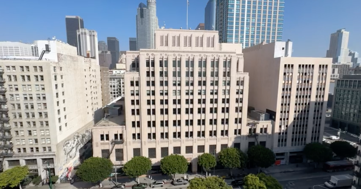 UCLA continues expansion, purchases historic Trust Building in DTLA ...