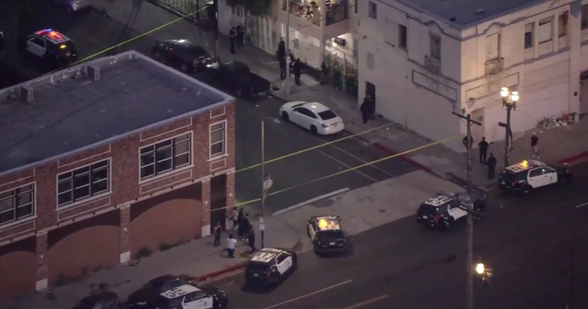 Police investigating fatal shooting in South Los Angeles; suspect ...
