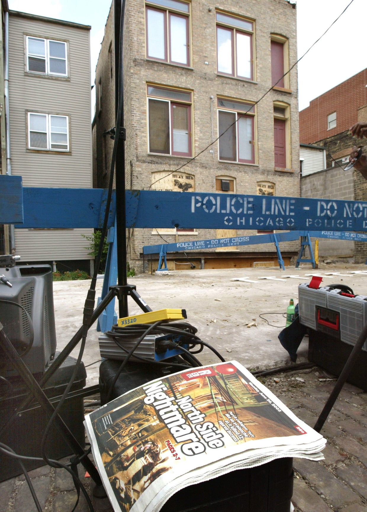 On this day 20 years ago: Lincoln Park porch collapse kills 13 - CBS ...