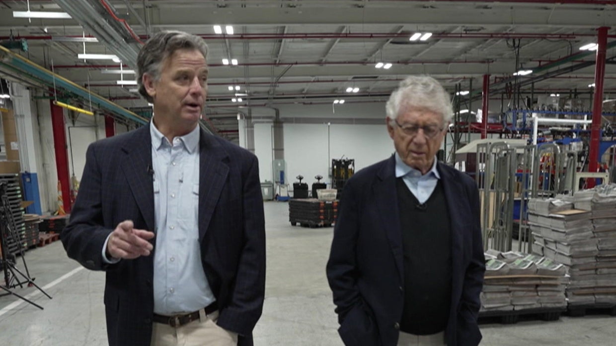 Extra! New strategies for survival by South Carolina newspapers - CBS News