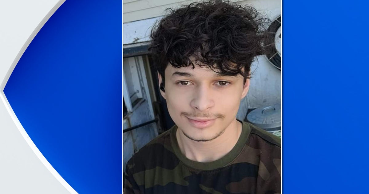 Yonkers Police say 15-year-old Edwin Valerio is missing - CBS New York