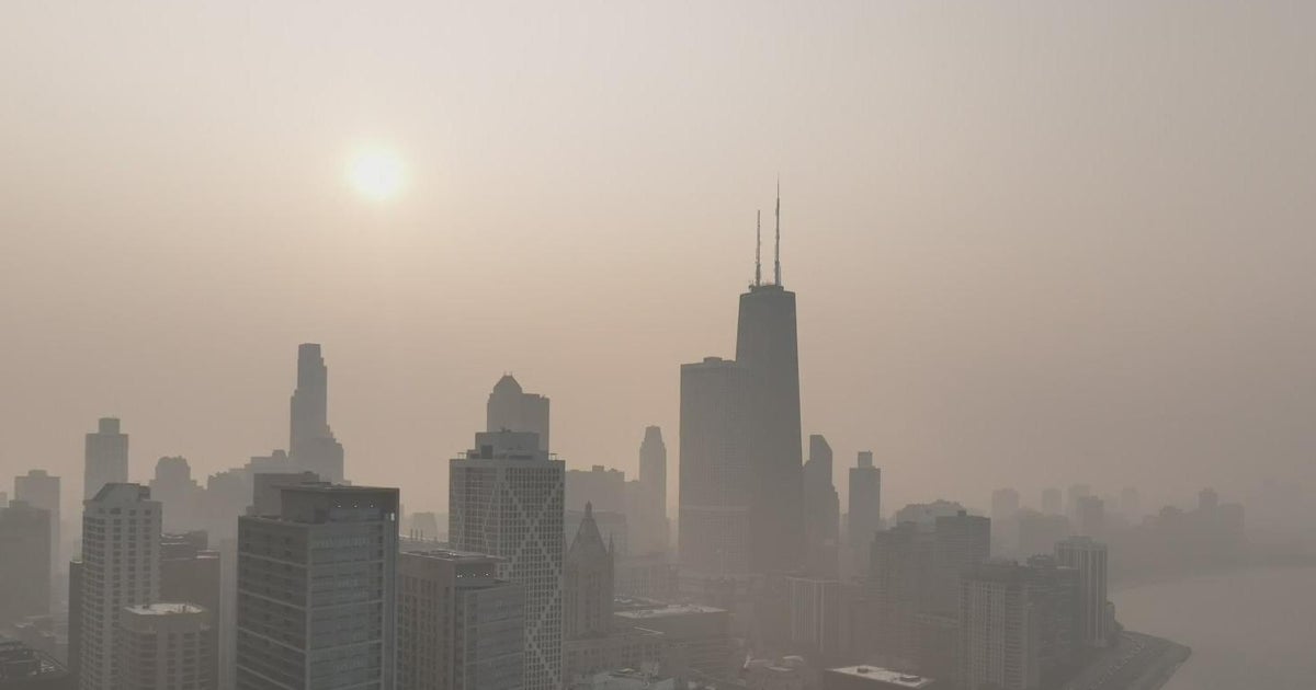 Chicago's air quality this year is the worst recorded in a decade - CBS ...