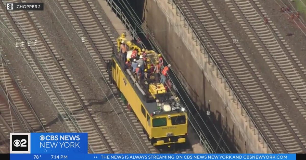 Commuters fed up with continued problems on NJ Transit, Amtrak lines ...