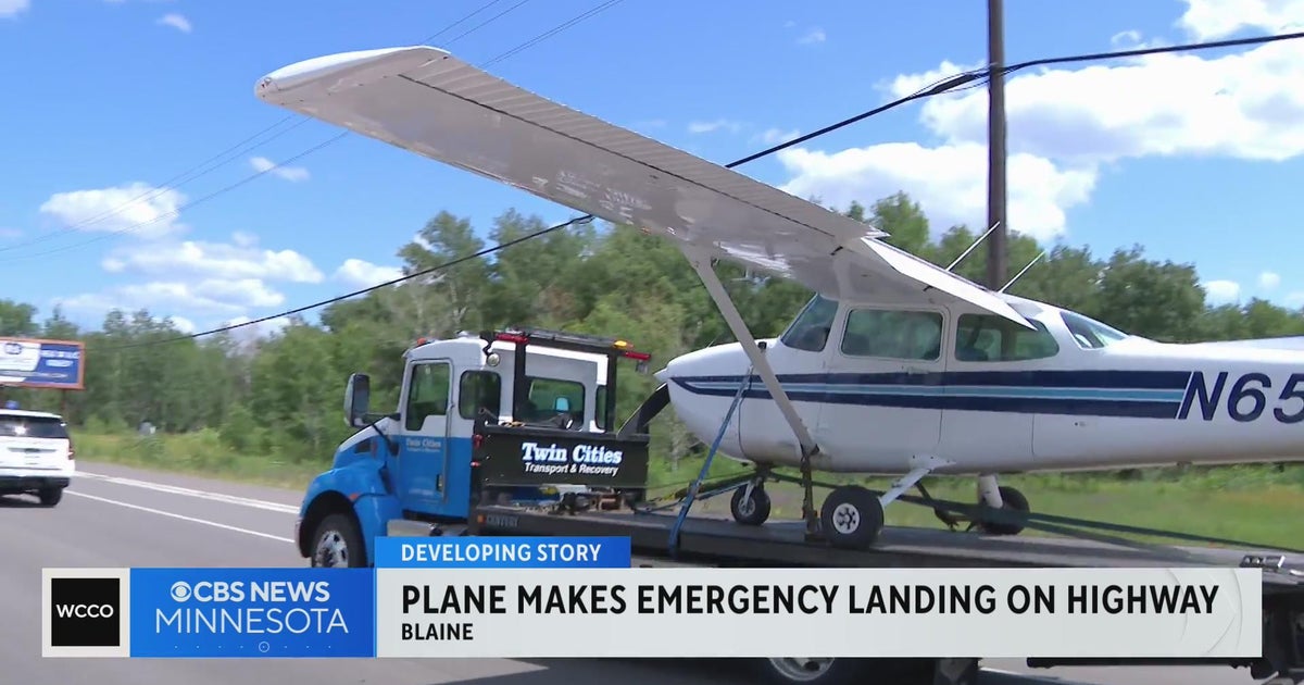 Plane makes emergency landing in Blaine - CBS Minnesota