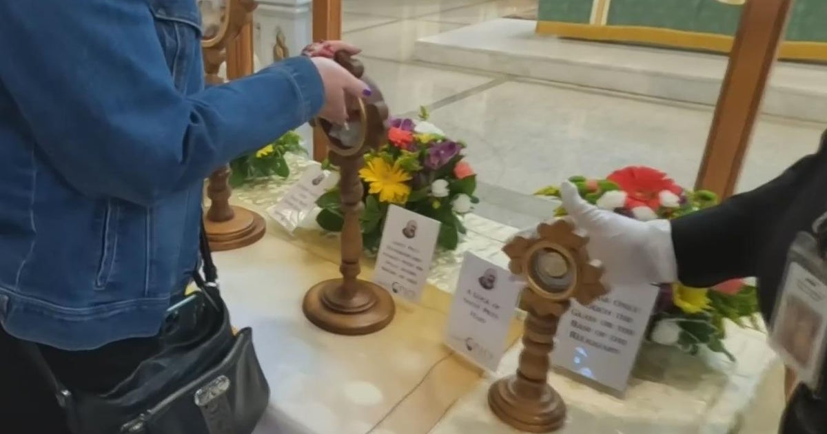 Relics of Padre Pio on display at Naperville's Saint Peter and Paul ...