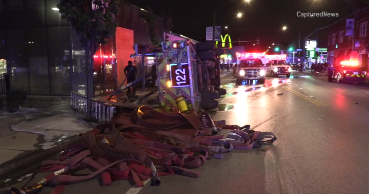 5 firefighters injured in fire engine crash in Grand Crossing - CBS Chicago