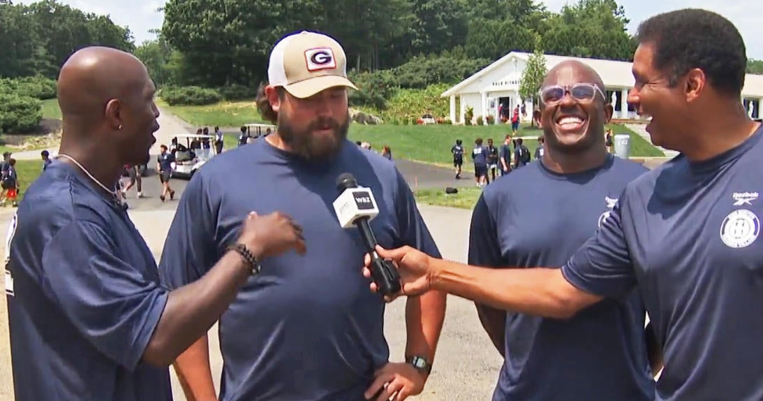 Devin McCourty grills Patriots captains about team's interest in ...