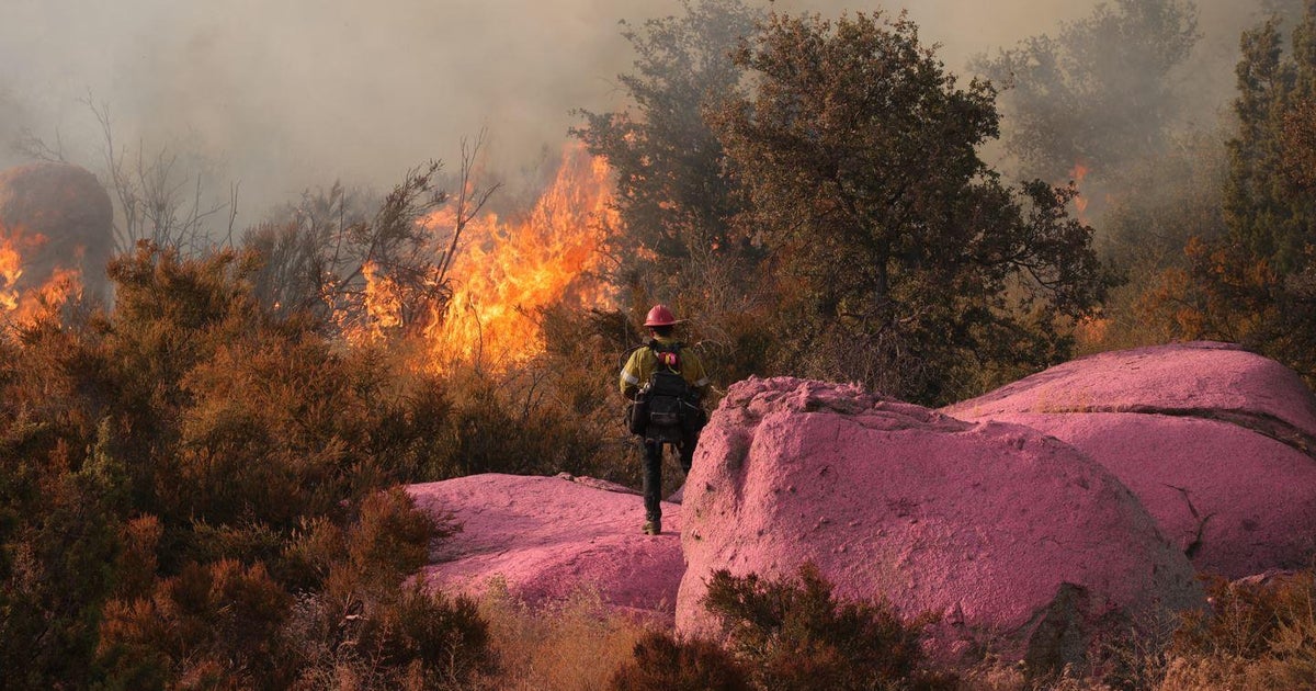 Firefighters gain ground on Gavilan Fire burning near Perris - CBS Los ...