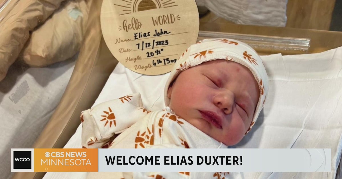 Bright Spot: WCCO's Adam Duxter and wife welcome first baby - CBS Minnesota