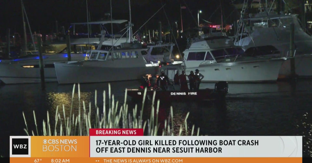 Teenage girl killed after boat crashes into jetty off Cape Cod in ...