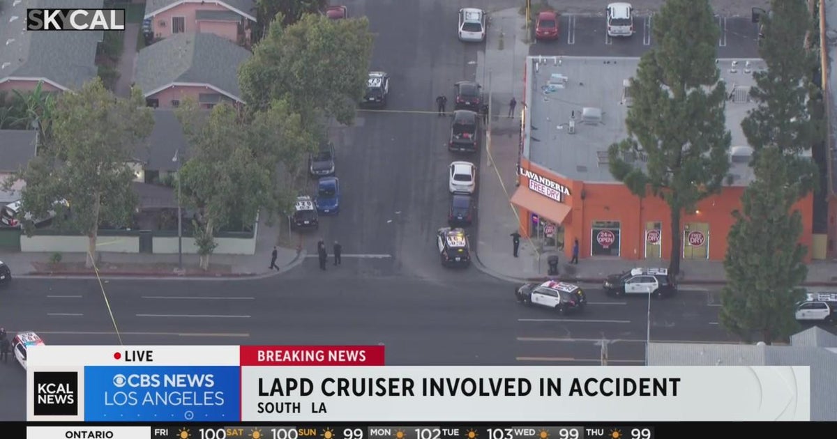 LAPD cruiser crashes in South LA - CBS Los Angeles