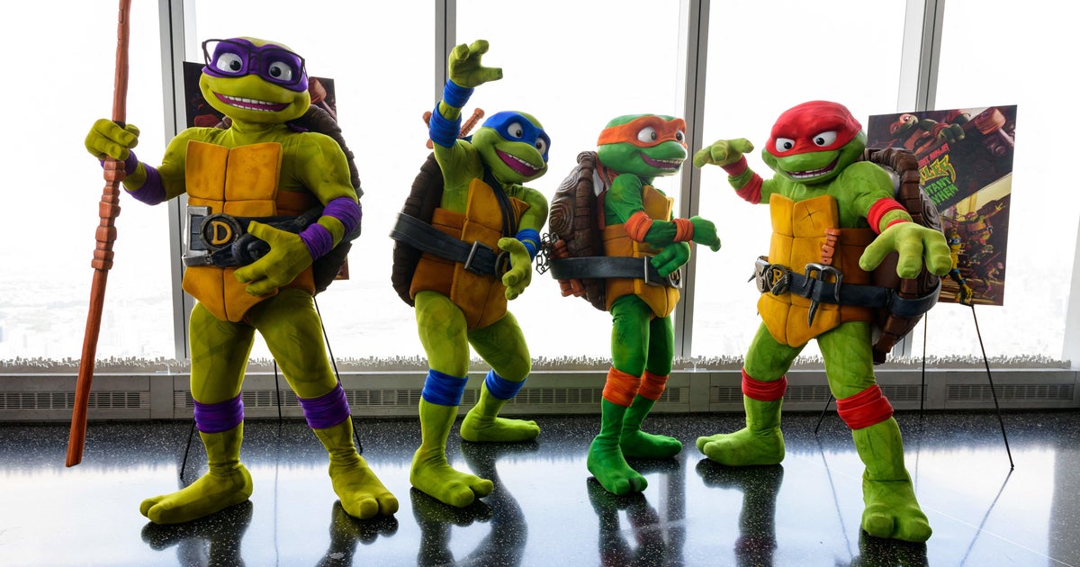 Teenage Mutant Ninja Turtles surprise visitors at One World Observatory ...