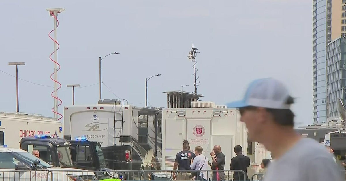 Chicago first responders hold emergency drill downtown - CBS Chicago