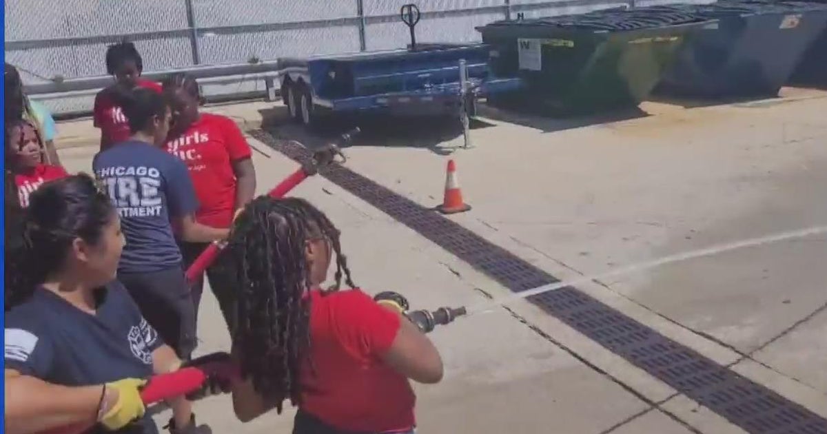 Chicago Fire Academy teaches girls about careers as firefighter - CBS ...