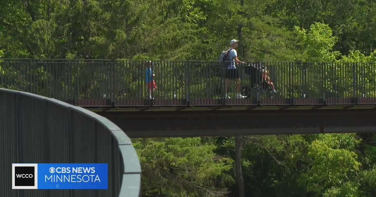 Treetop Trail opens at Minnesota zoo - CBS Minnesota