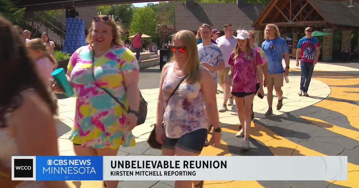 Half-siblings meet each other for the first time - CBS Minnesota