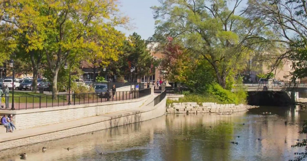 Naperville Riverwalk to receive $1.5 million expansion next year - CBS ...