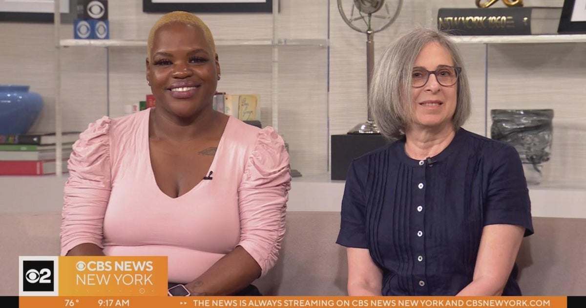 NYC Health + Hospitals training mental health peer counselors - CBS New ...