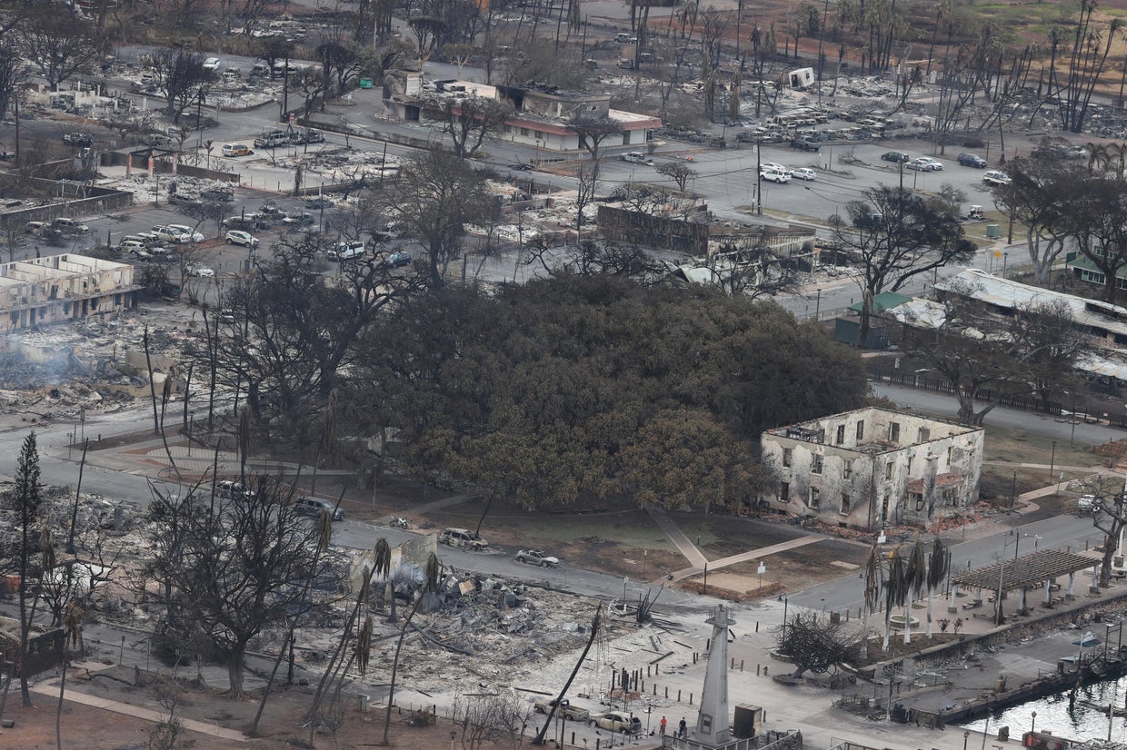 How much of Maui has burned in the wildfires? Aerial images show fire ...