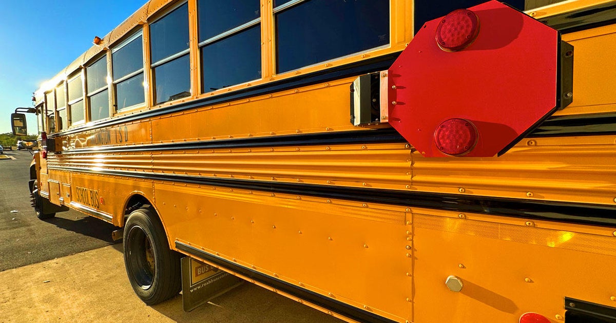 CPS still struggling to fill school bus driver positions - CBS Chicago