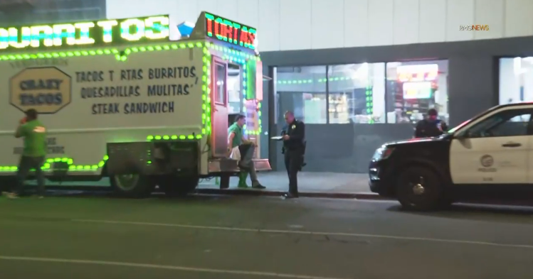 Five street vendors in Los Angeles robbed at gunpoint overnight - CBS ...