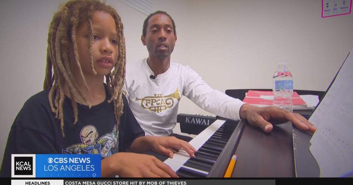 Music lessons for a brighter future | People Making a Difference - CBS ...