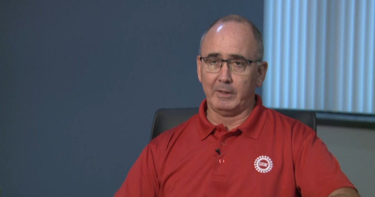 CBS News Detroit goes one-on-one with UAW President Shawn Fain - CBS ...