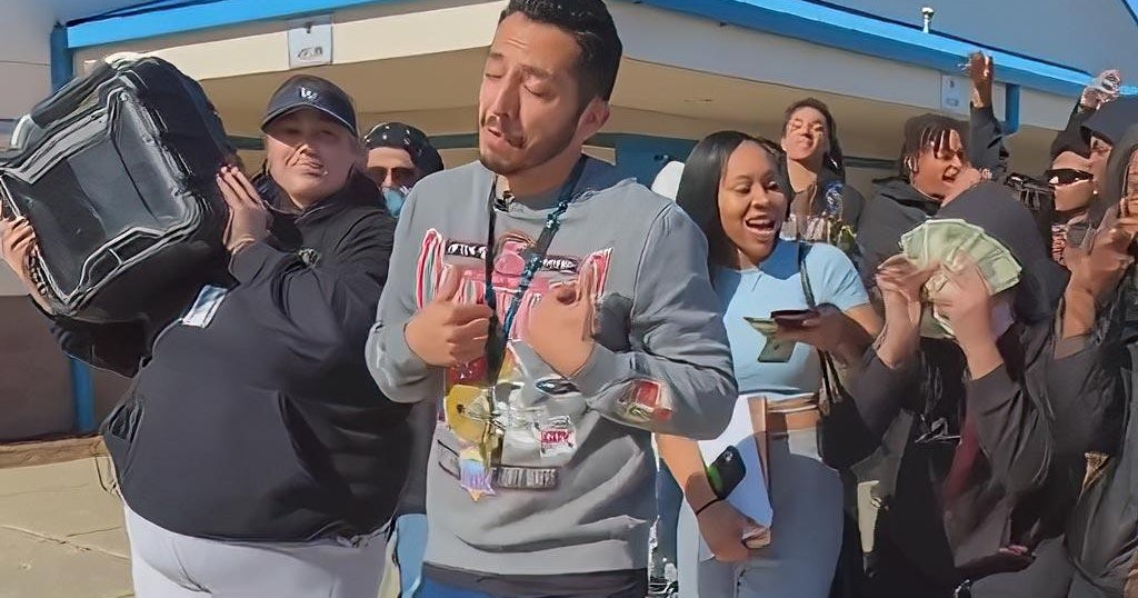 Rapping East Bay math teacher busts rhymes 'n' graphs cosines - CBS San ...