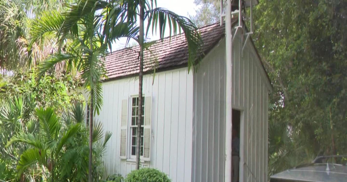 Miami-Dade's first schoolhouse is rich with history - CBS Miami