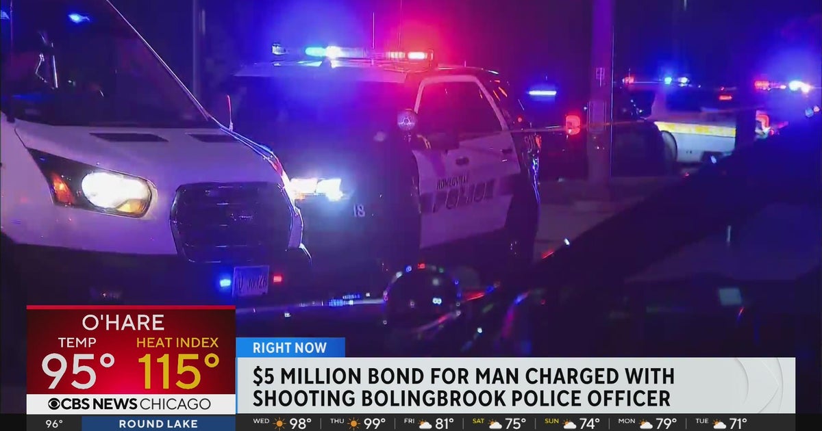 $5M bond for suspect in shooting of Bolingbrook police officer - CBS ...